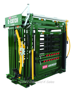 ArrowQuip Q-Catch 87 Series Cattle Squeeze Chute