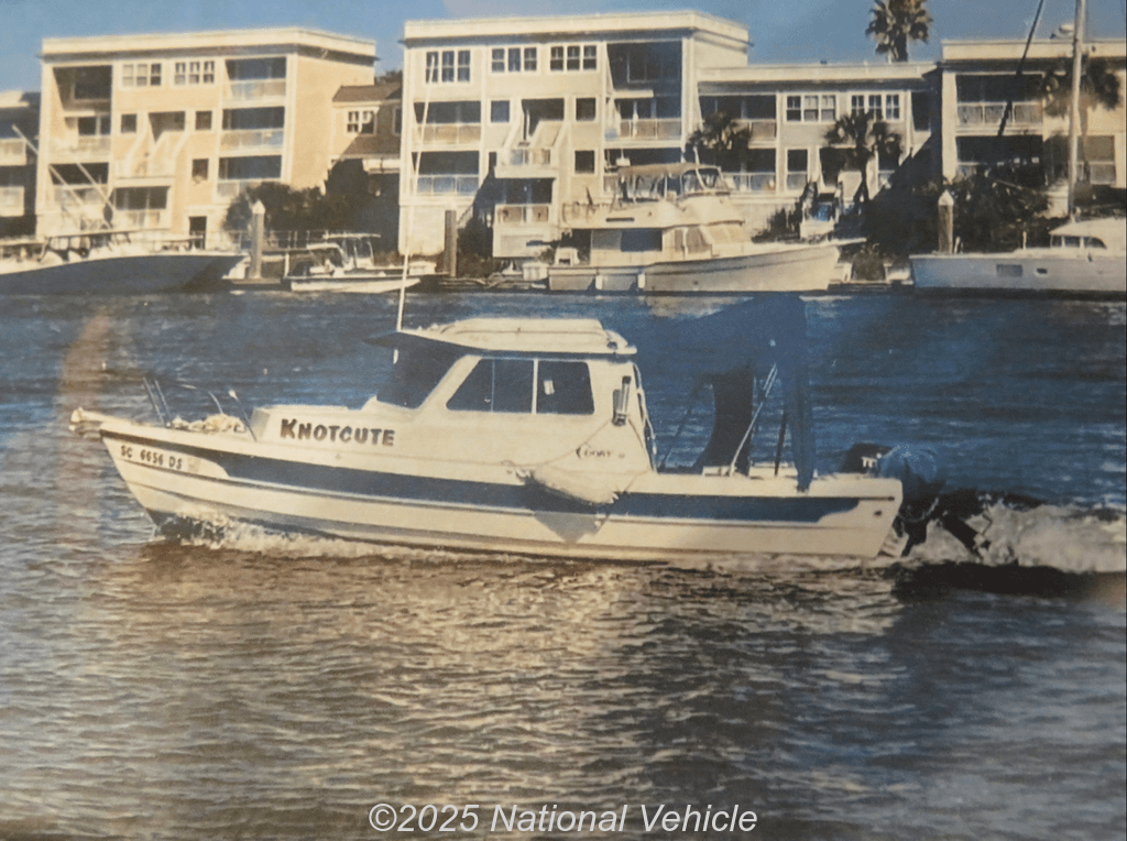Pilothouse - 2003 C-Dory 16 Cruiser | Motor & Keel