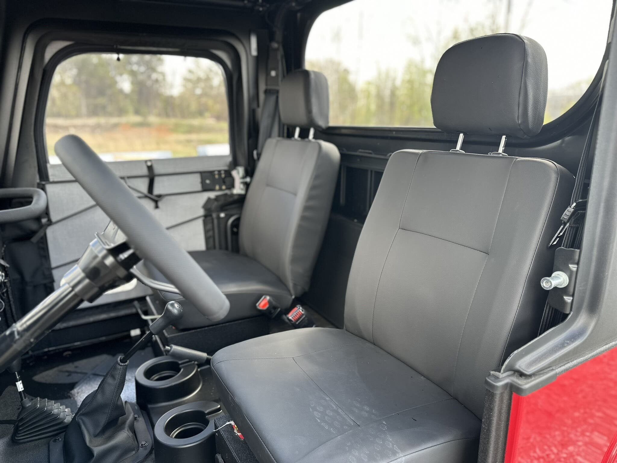 2024 Mahindra Roxor HD Cab 011586