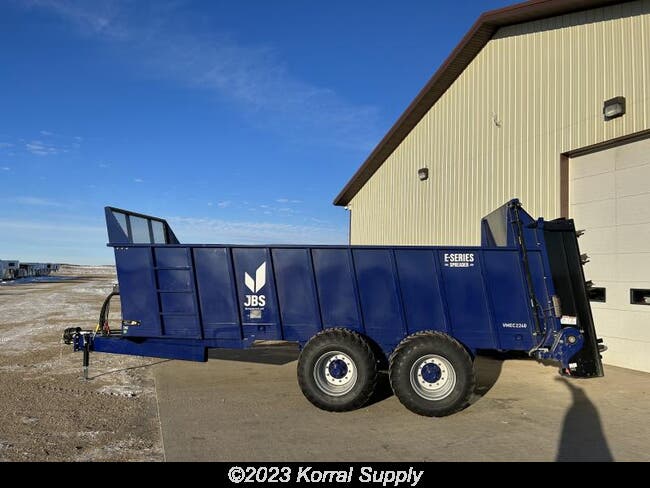 JBS E-Series Manure Spreader
