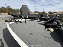 2025 Lowe Stinger ST175