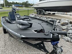 2025 Lowe Stinger ST175