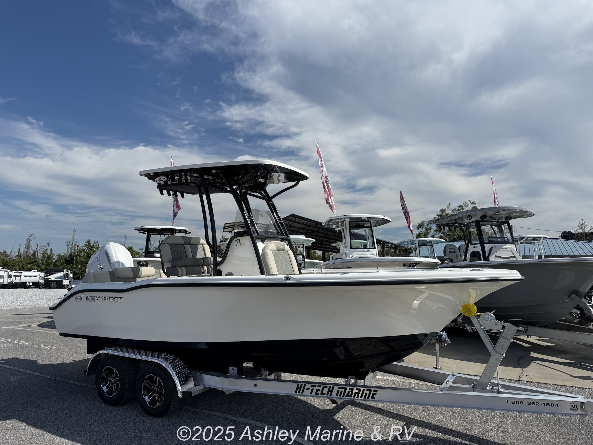 Center Console - 2026 Key West 219FS | Motor & Keel