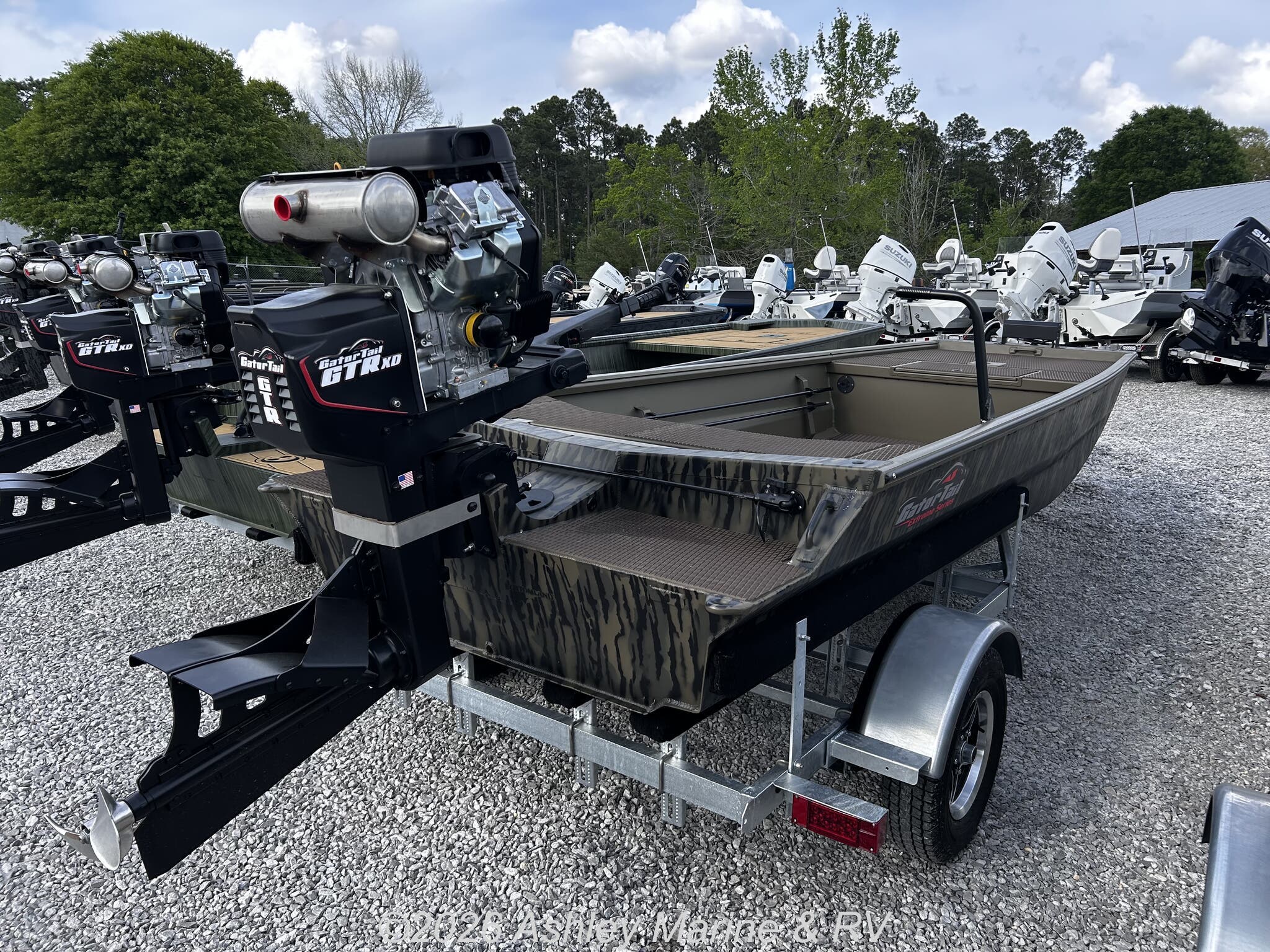 2026 Gator Tail Extreme Series 17 x 54