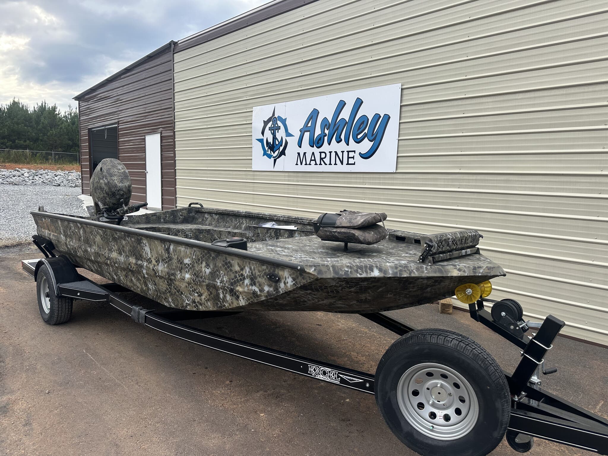 Duck Boat - 2026 Excel Switchblade 1864 | Motor & Keel