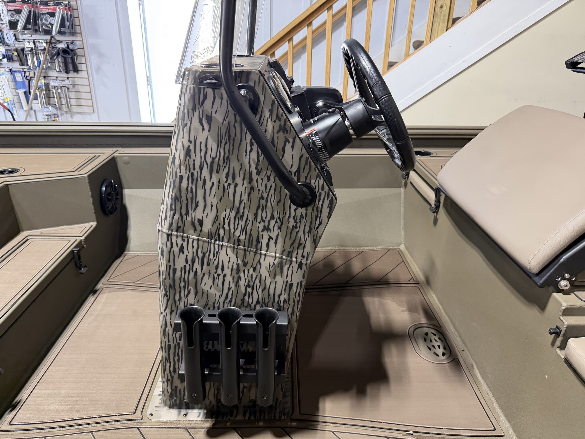 Bay Boat - 2026 Thor Lake Hammer 1900 CC | Motor & Keel