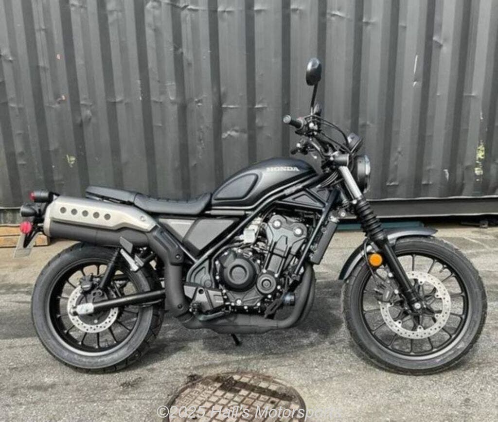 Cruiser Motorcycle For Sale - 2025 Honda SCL500 | Rev & Roam